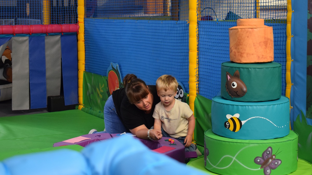 Grass Hoppers - Tingley Garden Centre
