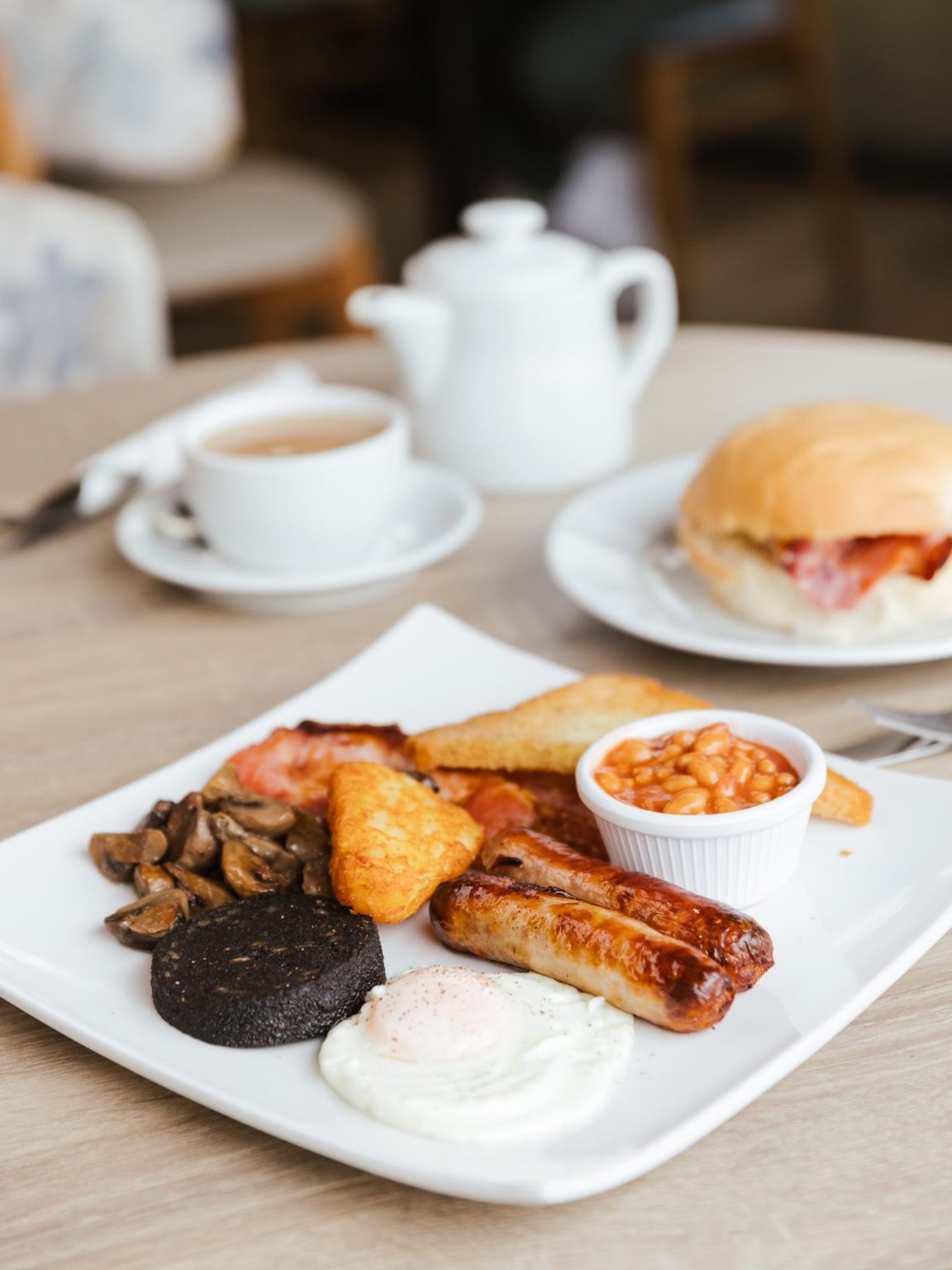 Blooms Kitchen - Restaurant & Cafe - Restaurant & Cafe, Tingley Garden ...